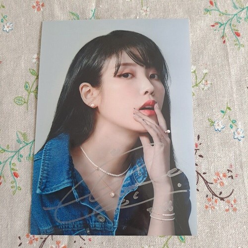 2022S IU Lee Ji Eun Autographed Signed Photo Autographs Collectibles 4* ...