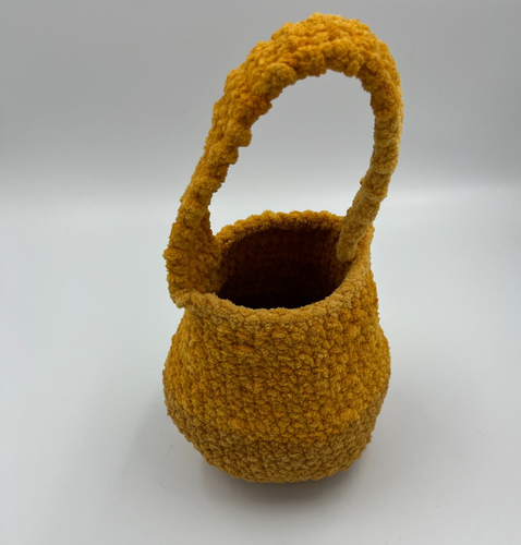 Handmade Crochet Wristlet - Orange/Mango Bucket Style Purse | eBay