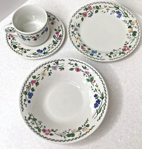 Farberware English Garden Dinnerware #225 4 Piece Place Setting ...
