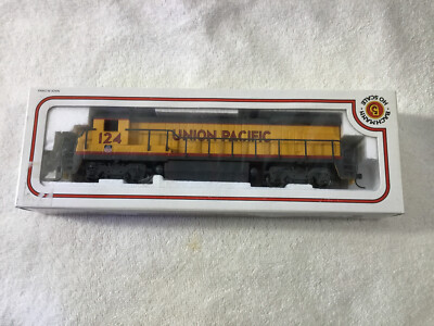 Bachmann HO Union Pacific B23/B30-7 Diesel Locomotive No. 124 11103 | eBay