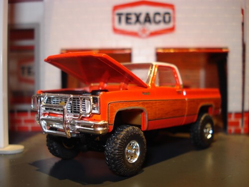 1973 CHEVROLET CHEYENNE SQUARE BODY TRUCK CUSTOM EDITION 1/64 4X4 M2 ...