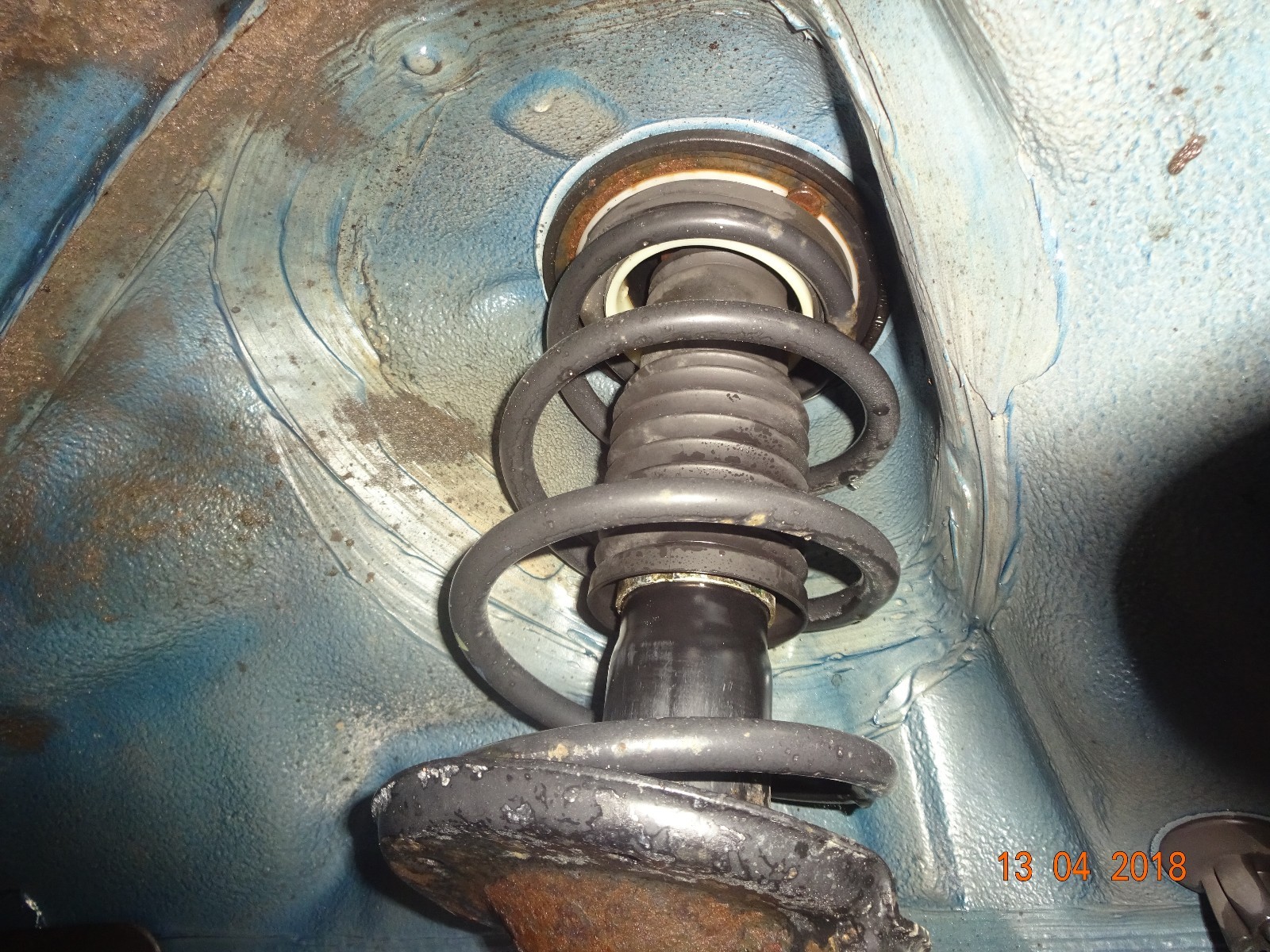 Porsche Boxster 986 Passenger (LH) Rear Suspension Strut - T546ALO (•̪ ...