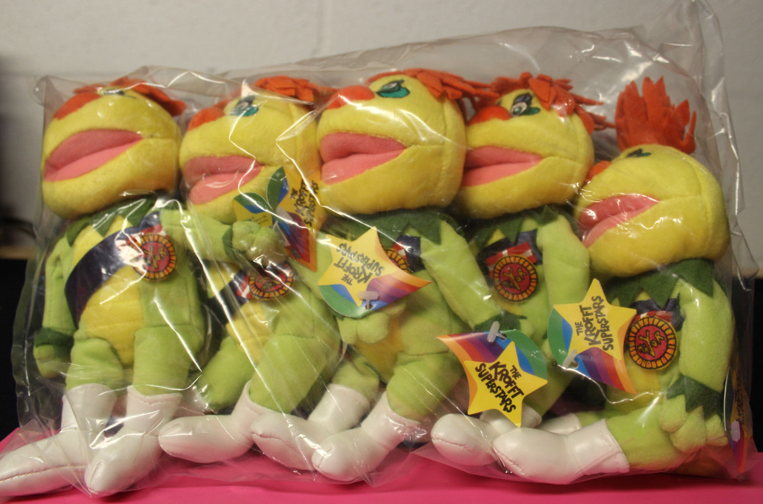 5 NOS FACTORY SEALED BAG PUFF N STUFF PLUSH HR PUFNSTUF SHOW SID ...