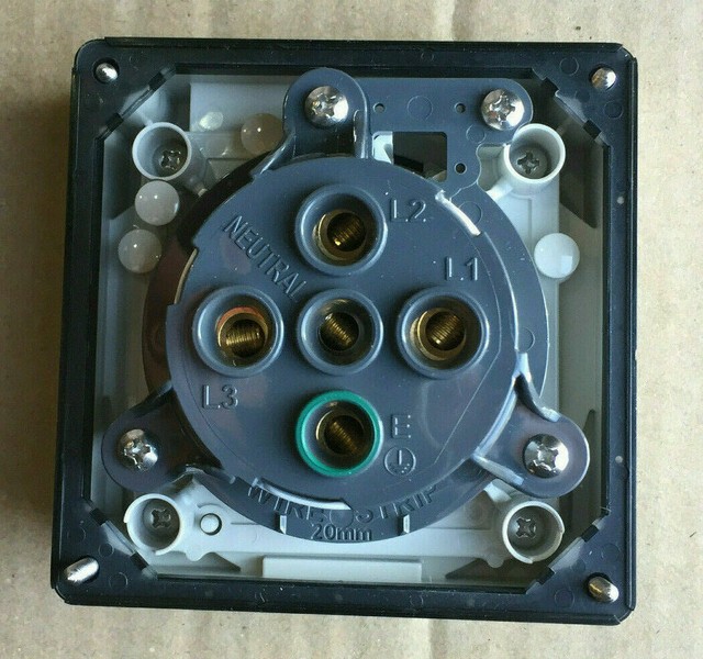 Schneider Waterproof Module Ip66 5 Pin Socket 32a Power Plug Outlet 3 ...