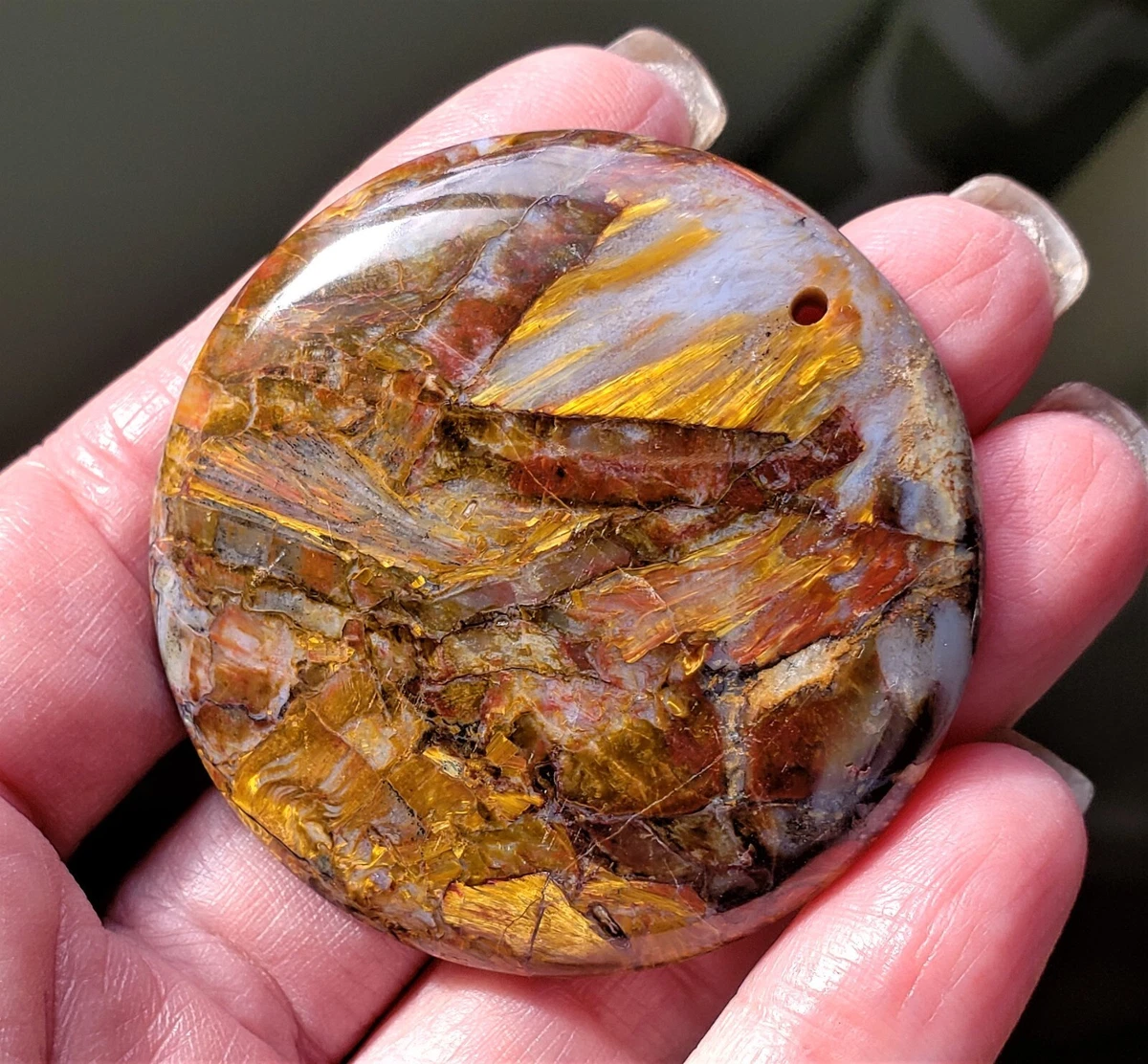 Chatoyant Quartz Stone