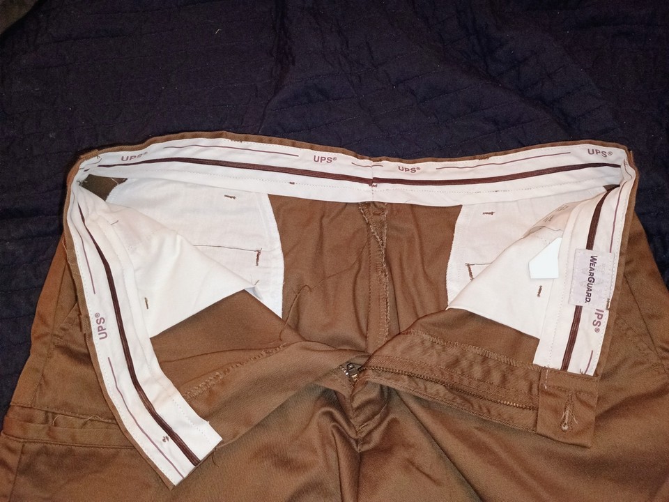 UPS Driver Uniform Wearguard Twin Brown Workwear Shorts Men's Size 36 ...