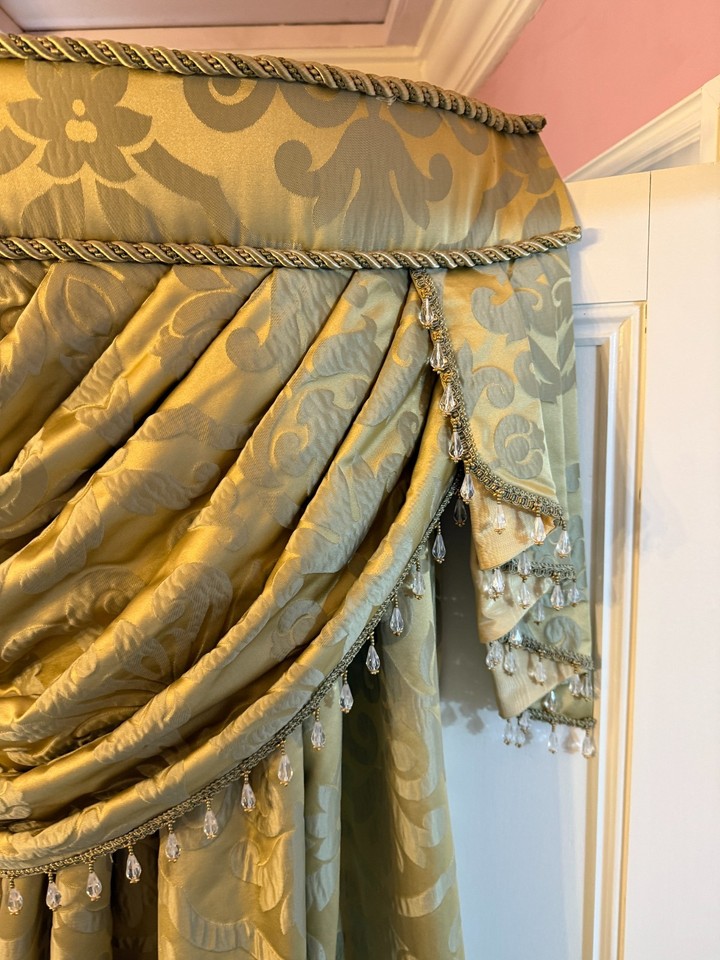 Stunning Designer Bespoke Bed Crown/Coronet/Canopy + Drapes and Luxury ...