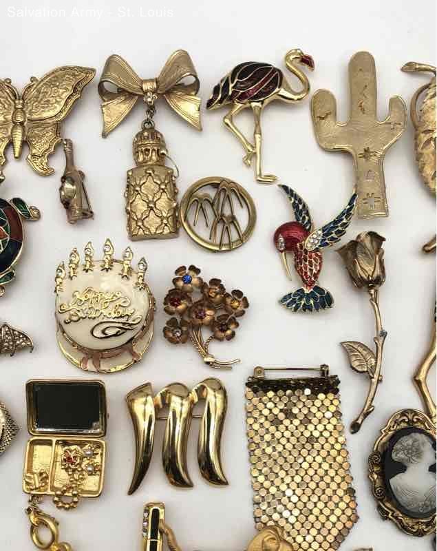 Assorted Gold Plated Fashion Jewelry Brooch Pin Mixed Lot 578.28 Gram | eBay