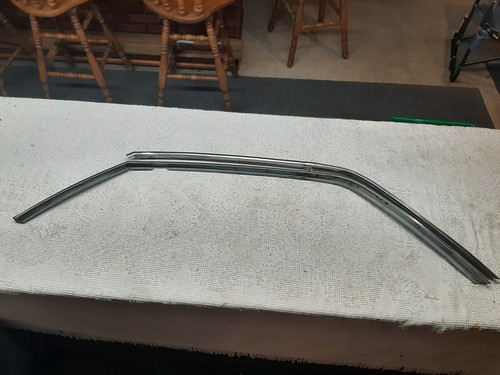 1970-1974 E-BODY MOPAR PASSENGER SIDE DRIP RAIL WITH WEATHERSTRIP ...