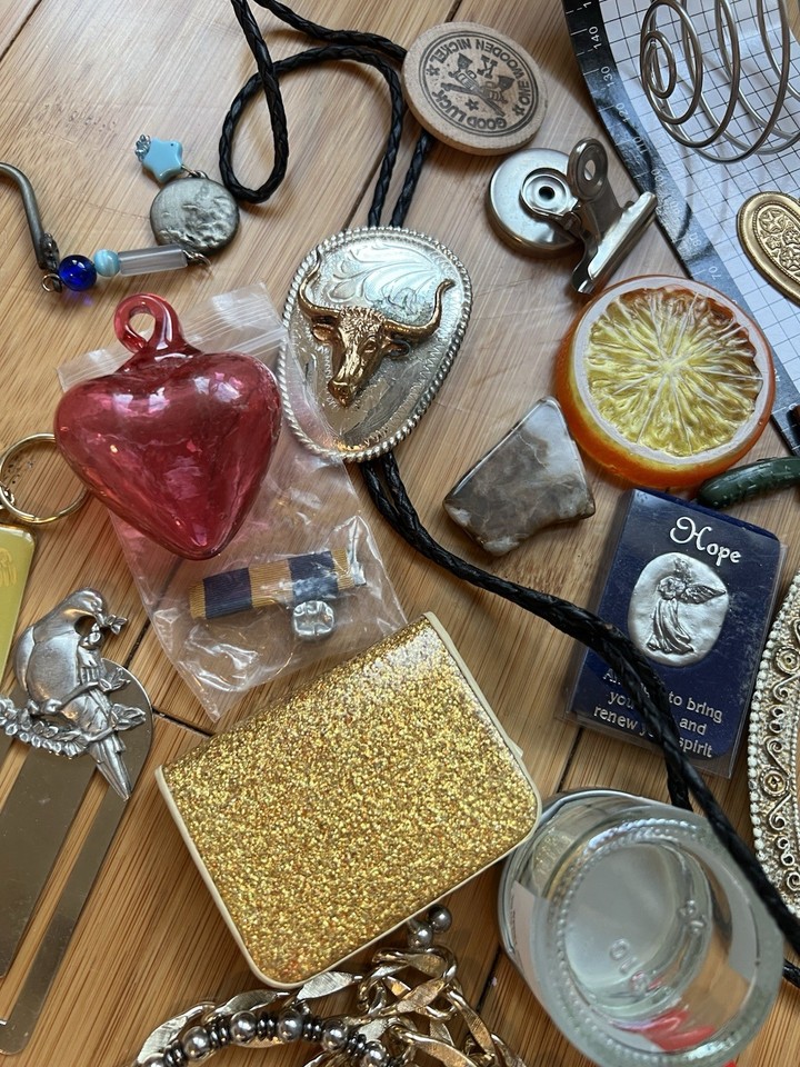 100+ pc Vintage & Modern Junk Drawer Treasure Trinkets Lot Assorted ...