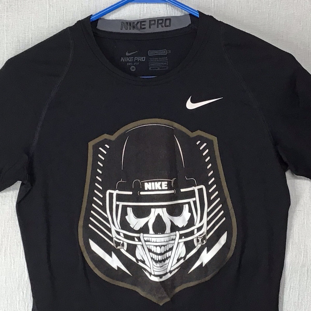 Nike Fotball Skull Logo