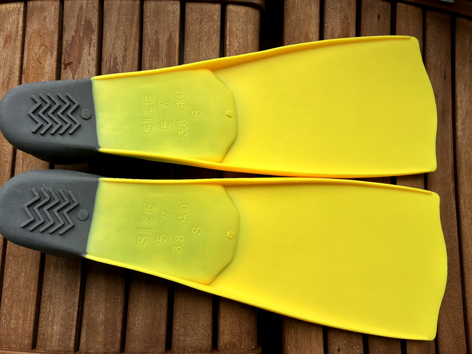 Scuba / Snorkeling Fins / Flippers - Super S Full Pocket - Small ...