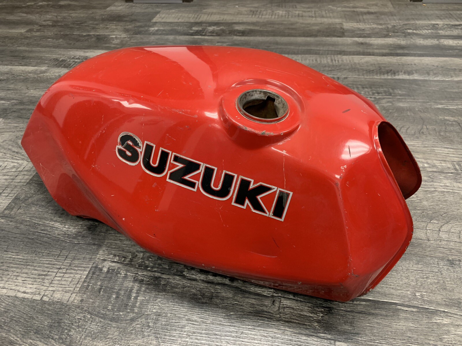 Suzuki 1982 1983 GS1100 GS1100E GS1100ES Fuel Gas Tank OEM * | eBay