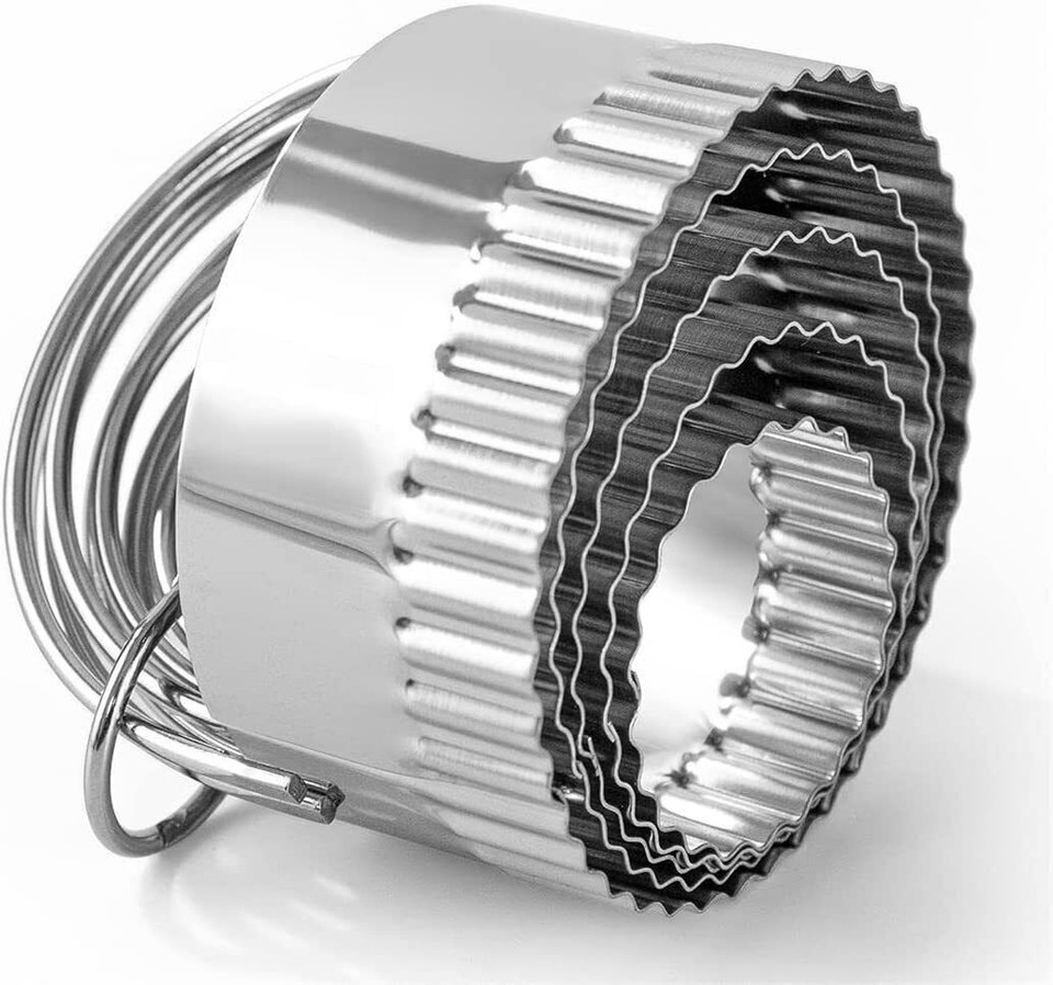 5 Pieces Biscuit Cutter Set Wave Cookie Cutter Set With Handle For ...