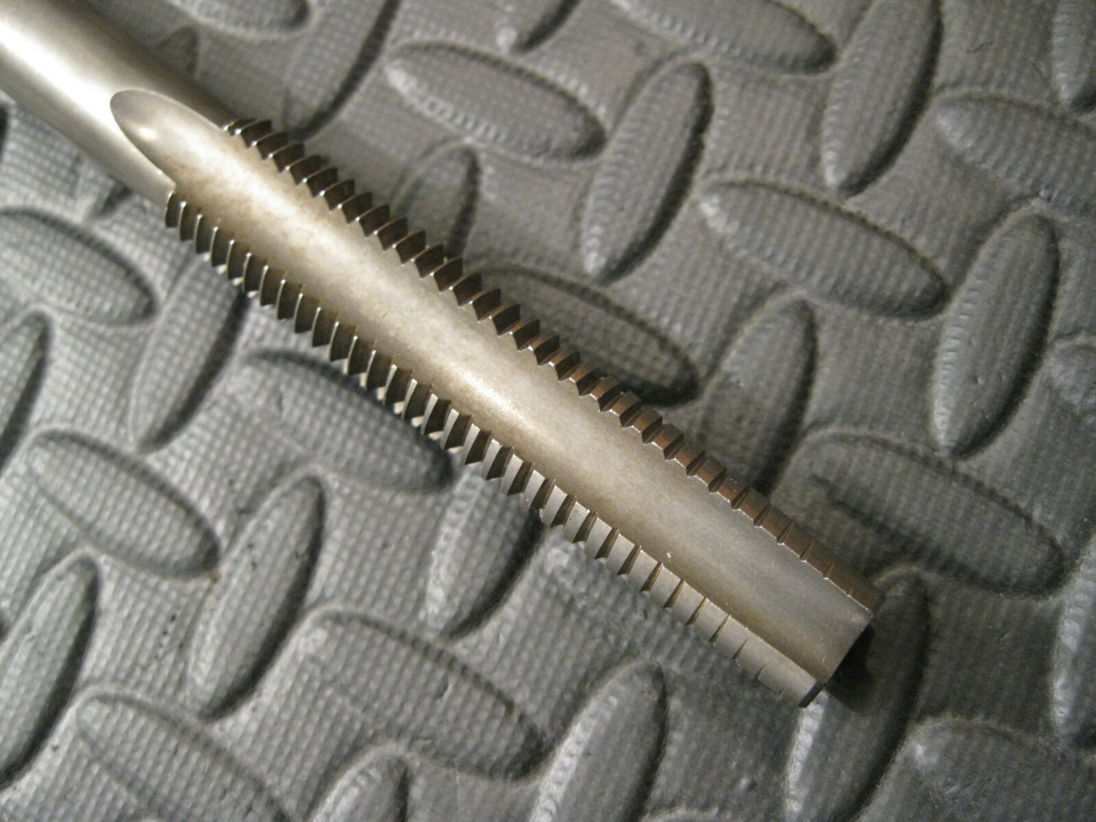 3/4-10 NC Nut Tap, 9", 4 Flute, HSS, 2NSTC, Hanson | eBay