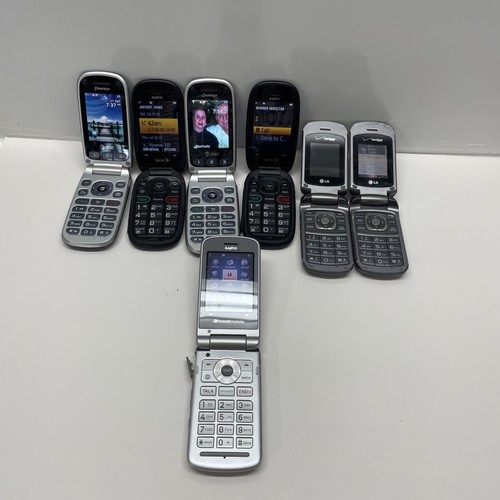 Lot of 7 Flip Phones Sanyo, LG, Pantech For Parts - All Power ON- Phone ...