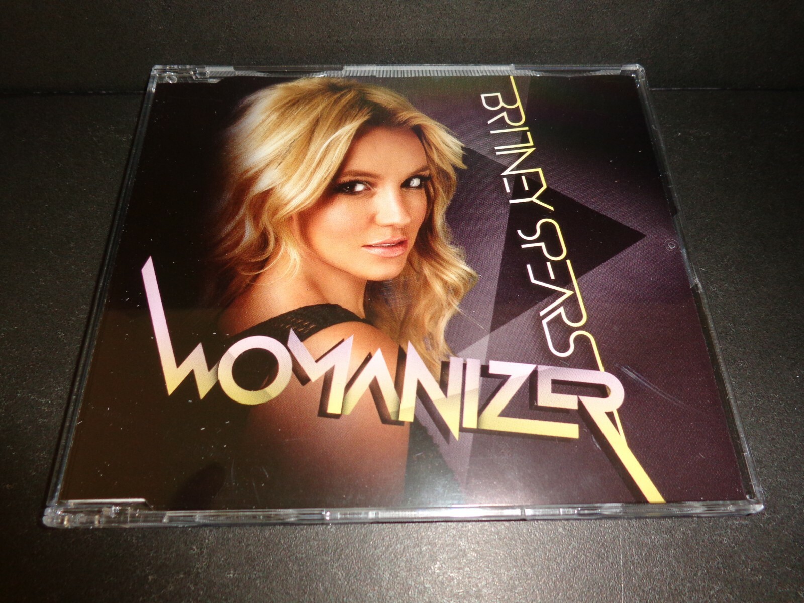 Britney Spears Womanizer Album Cover