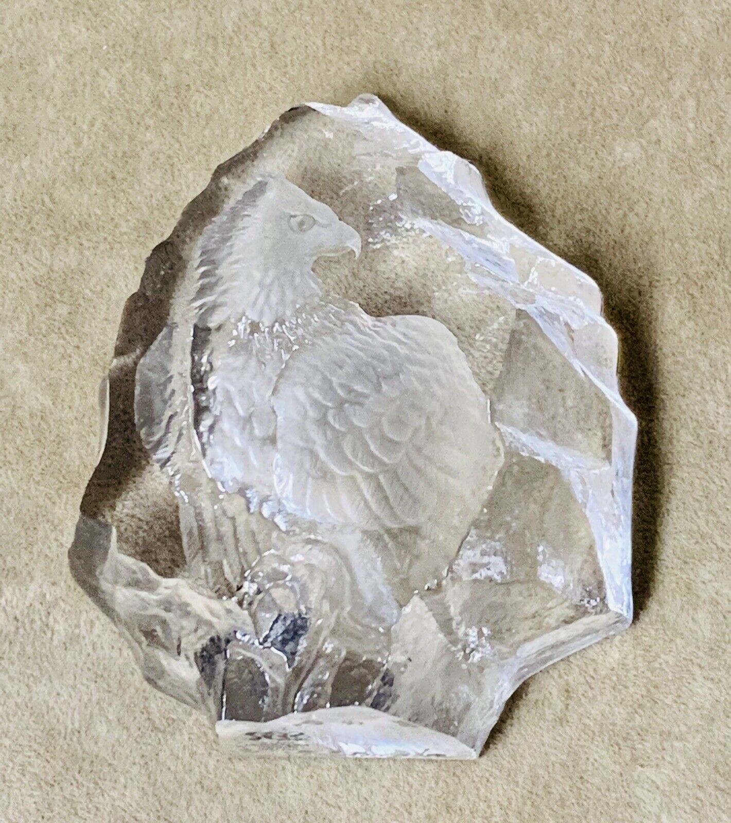 Mats Jonasson Bald Eagle Lead Crystal Sculpture Paper Weight Signed