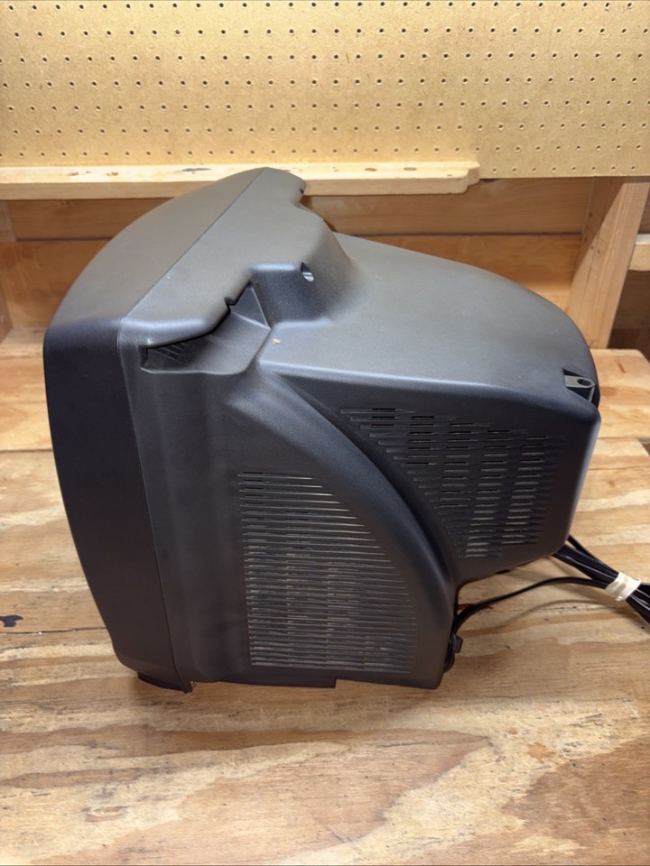 ZENITH 13" Color Television C13A02D Retro Gaming Tested Coax In - With ...