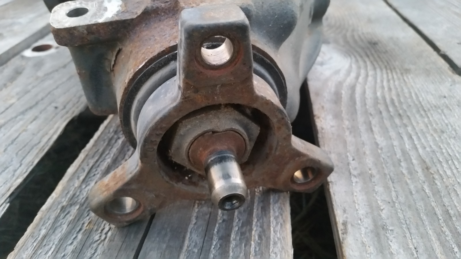 Mercedes W202 C43 AMG 98-00 REAR END DIFFERENTIAL AXLE CARRIER RATIO 3. ...