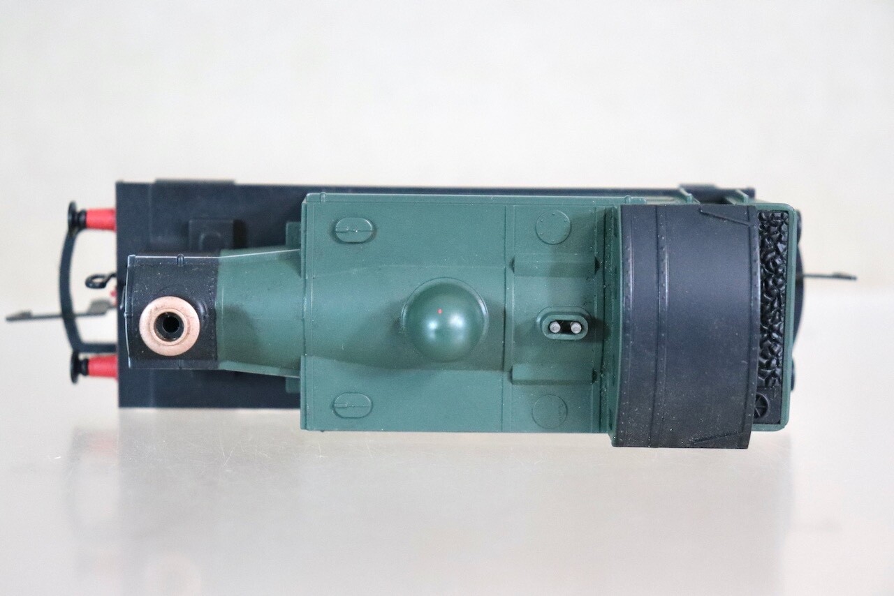 Hornby R2665 BR Green 0-4-0 Holden Class 101 Tank Locomotive 328 MINT ...