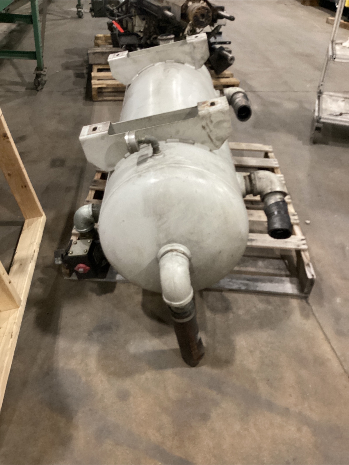 SILVAN INDUSTRIES AIR TANK 70 Gallons 200 PSI At 450 #3007FMLi16 | eBay