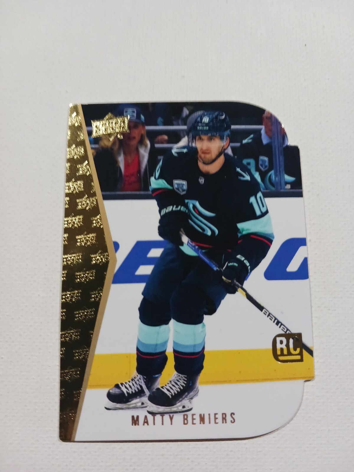 2022-23 Upper Deck Series 1 Matty Beniers #RDT-3 94-95 Rookie Die-Cut ...