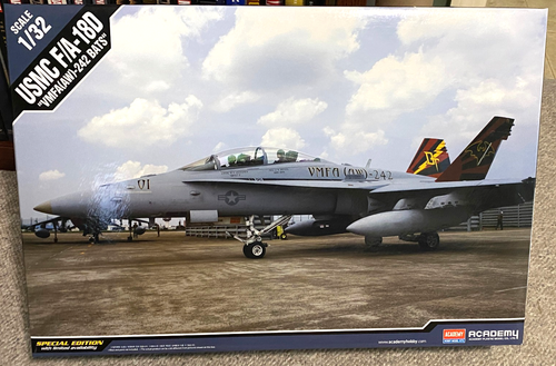 Academy 1/32 USMC F/A-18D Hornet VMFA(AW)-242 'Bats' jet airplane kit ...