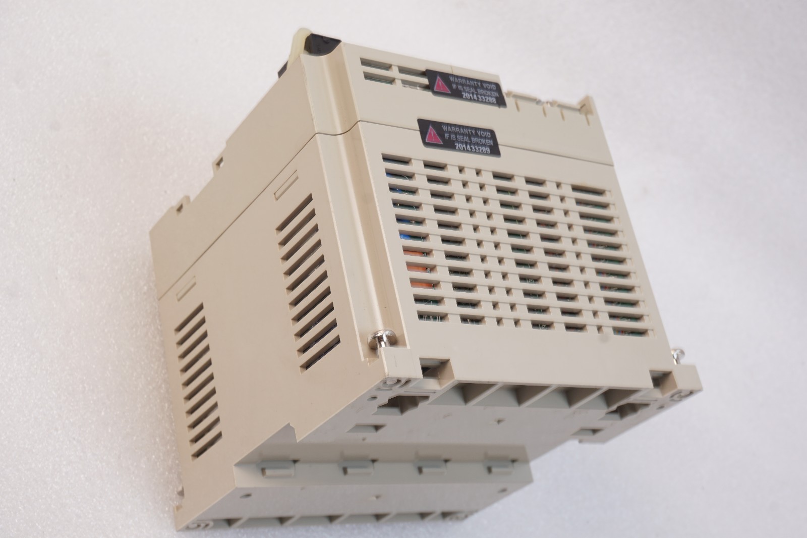 YASKAWA CONTROLLER MP2310 JEPMC-MP2310-E,SVB-01,NO FRONT COVER POWER ON ...