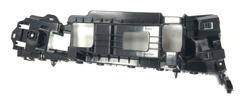 Genuine Land Rover New Defender 2022+ RH Rear Bumper Moulding Bracket ...