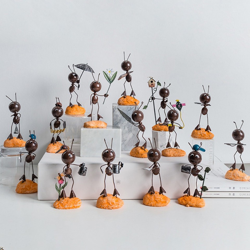 2PCS Iron Skin Ant Models Adornment Simple Ant Doll Decoration Cartoon ...