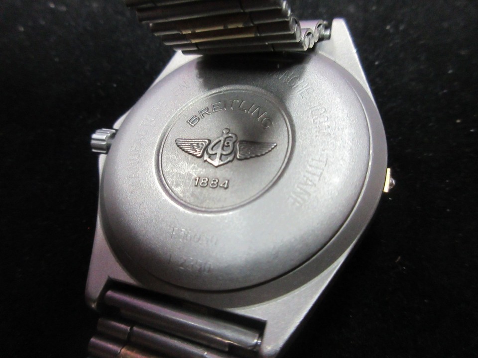 Breitling Aerospace Ref F56060 Titanium Gold Quartz Watch Dual Time ...