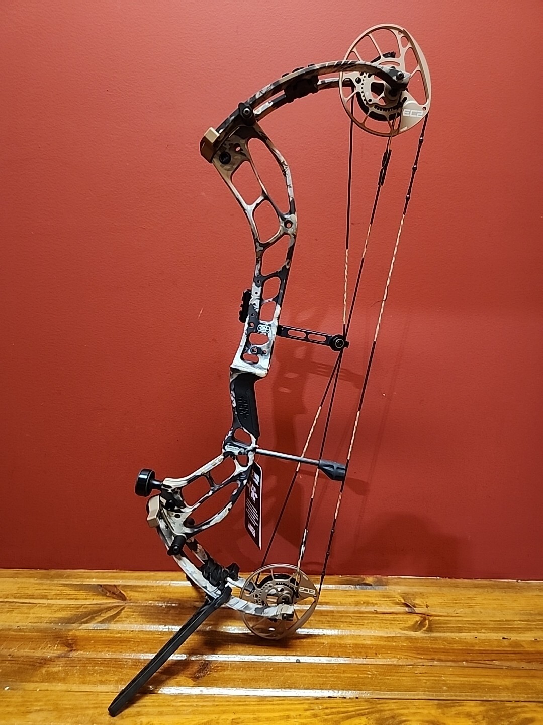 New 2024 PSE Archery Evolve DS 30 EC2 Compound Bow Kryptec Skyfall 70lb ...