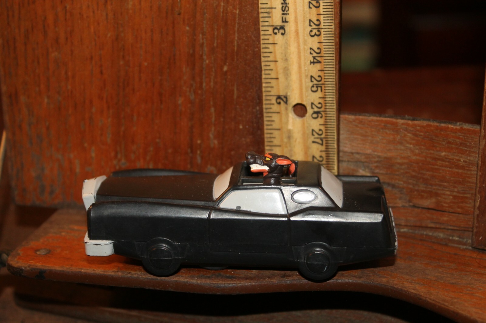 Oliver And Company Sykes Car