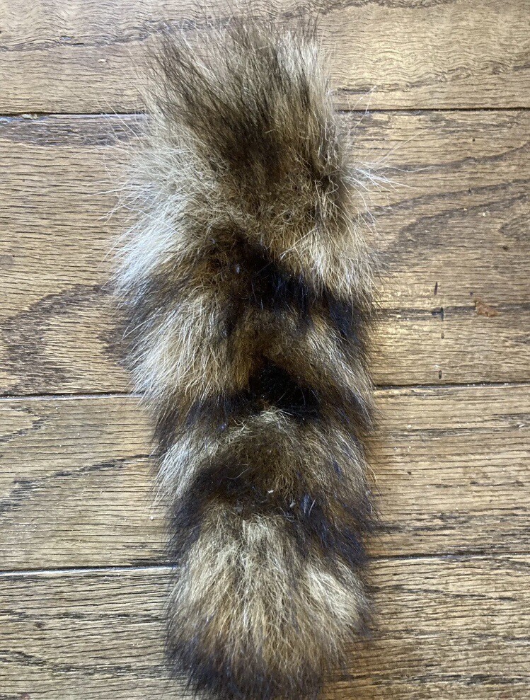 Fly Tying Hair Combo - Tails - 2 Squirrel, 1 Coon, 1 Deer + 3 Deer Hide ...