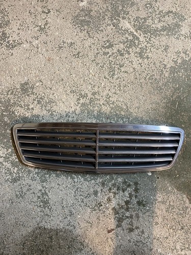 A2038800183 01-07 W203 C-Class Front Grill | eBay