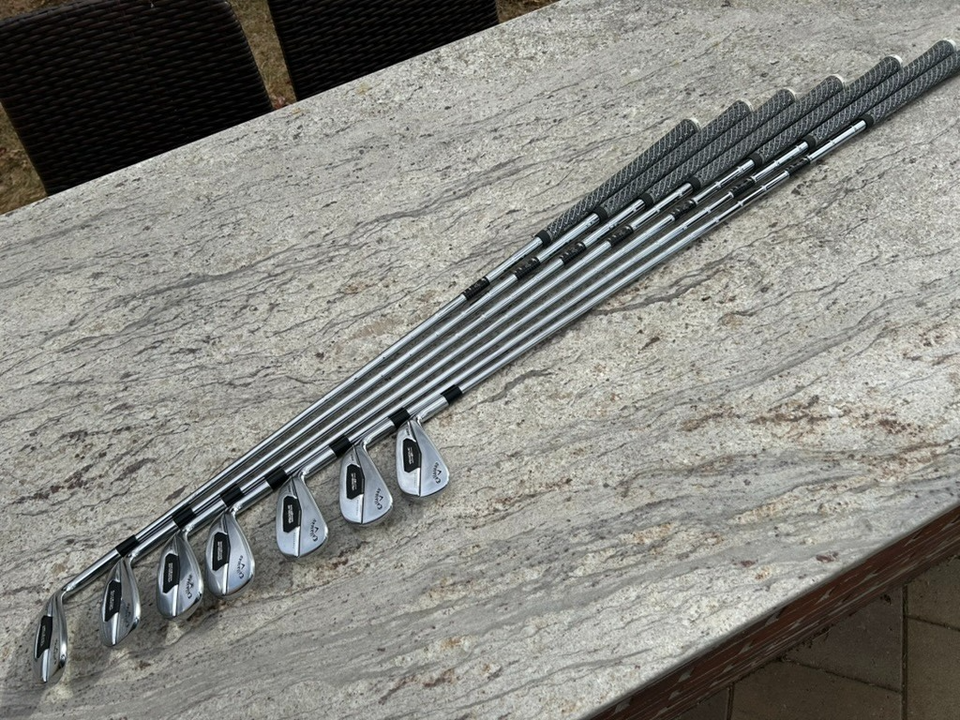 Callaway Rogue St Pro Iron Set 5-Pw + Aw 7 clubs Elevate 95gm Regular ...
