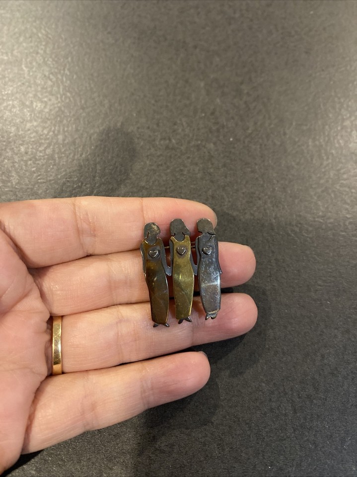 Signed FAR FETCHED Vintage 3 SISTERS FRIENDS BROOCH Pin Tri Tone ...