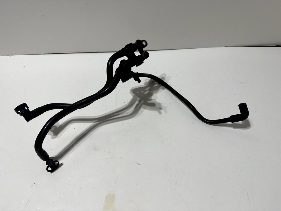 2017 - 2019 MERCEDES GLS 450 X166 FUEL EMISSION SYSTEM PURGE LINE HOSE ...