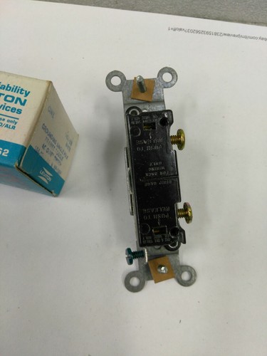 Leviton 1451-2w Toggle Switches 15 Amp-white for sale online | eBay