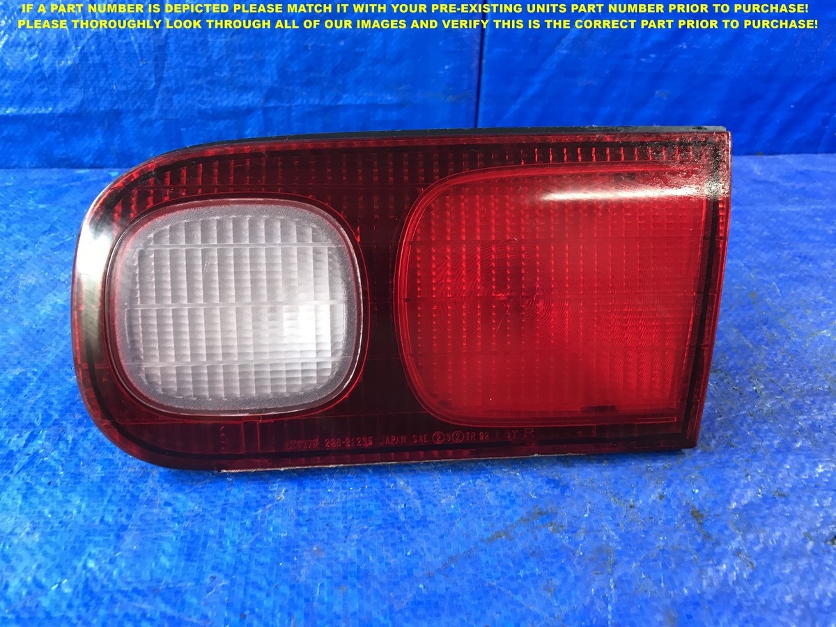 1999 Acura Integra Tail Lights 1999 Honda Integra Type R (DC2R):