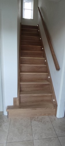 Full Solid oak stairs treads and risers Very Good Quality Solid Oak ...