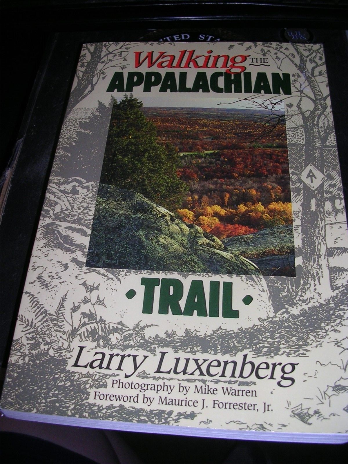 Walking the Appalachian Trail by Larry Luxenberg (1994, Paperback ...