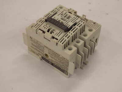 Telemecanique GS1 DDU 3 Fusible Disconnect Switch GS1DDU3 3P 30A 600V ...