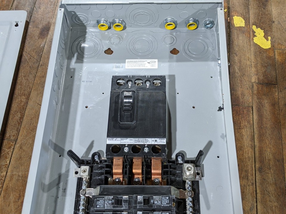 Siemens S4242B3225 Indoor Load Center 225A 120/208/240V 3PH 42 Cir Main ...