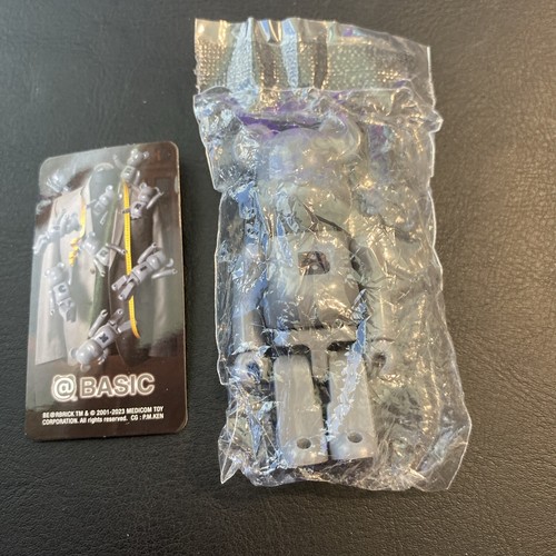 Bearbrick Series 46 Basic Letter (B) 100% BE@RBRICK Medicom Toy | eBay