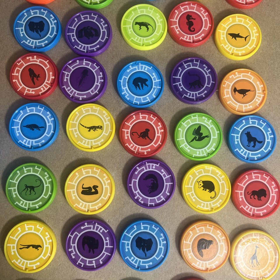 Wild Kratts Martin Blue Creature Disc Holder with 40 Animal Discs PBS ...