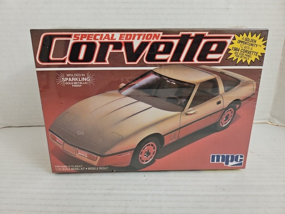 MPC Special Edition Sparkling Gold Metallic Corvette 1/25 #1-3724 | eBay
