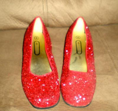 KID'S CONNECTION RED GLITTER SHOES 'FOLLOW THE YELLOW BRICK ROAD' 4 ...