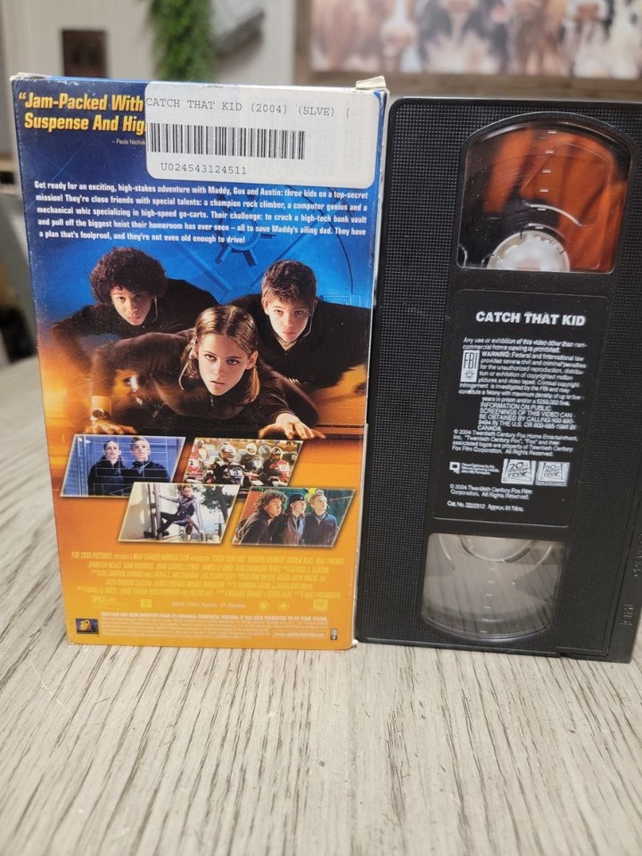 Catch That Kid (VHS, 2005) 2004 Kristen Stewart Late Release *BUY 2 GET ...